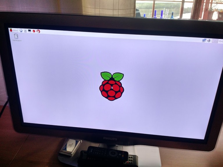 Raspberry Pi Model B+ käyttöönotto – Teuvo Väisänen